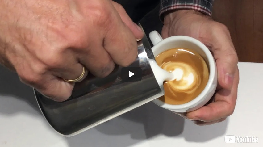 SMALL HEART LATTE ART - Barista Academy | Σεμινάρια Barista ...